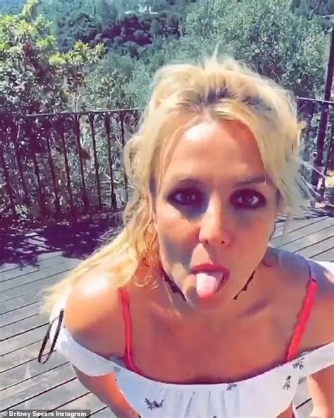 Britney Spears Dances To Ex Justin Timberlakes Great Song Filthy