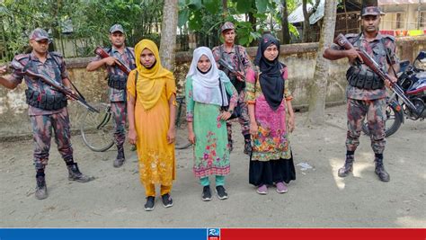 পাচারের সময় ৩ রোহিঙ্গা কিশোরী উদ্ধার