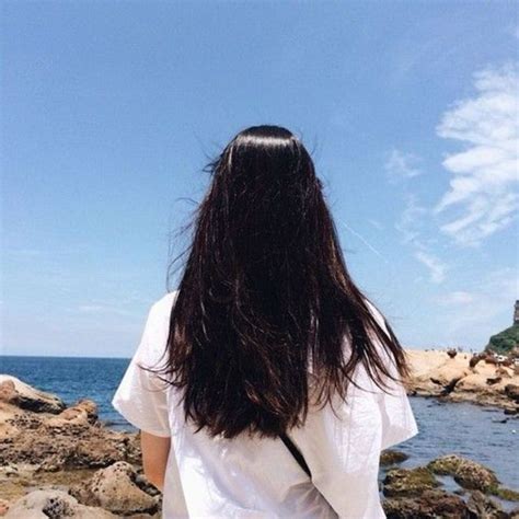 20 ไอเดียถ่ายรูปของ สาวผมดำยาว แบบไม่ต้องเห็นหน้า สวยชิคๆ ดูฮิปสเตอร์เบาๆ