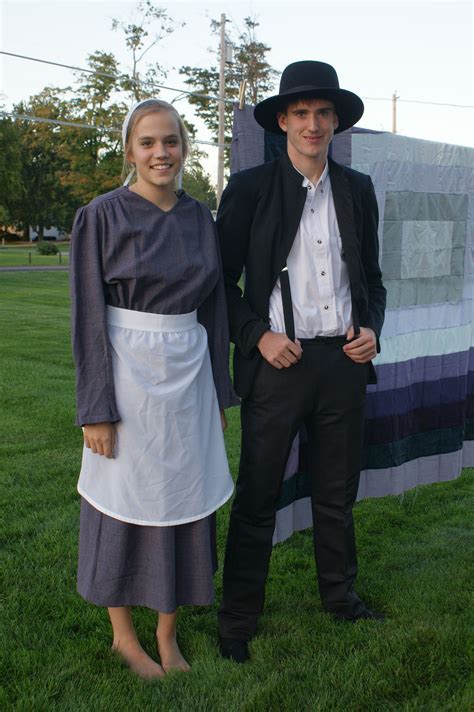 What To Wear To An Amish Wedding
