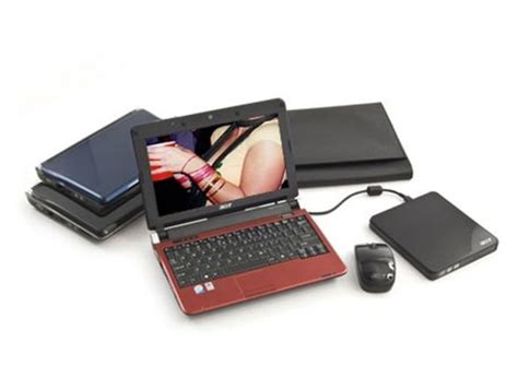Acer Aspire 10 1 6 Cell Netbook With Accessory Kit