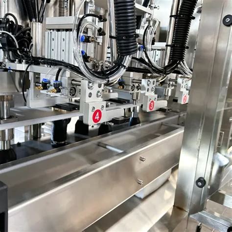 High Viscosity Liquid 681012 Head Filling Machine Horizontal Piston