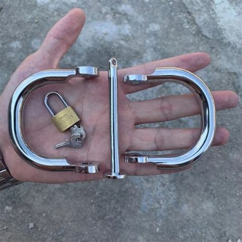 Bondage Stainless Steel Handcuffs Wrist Cuffs Slave Lockable Restraint
