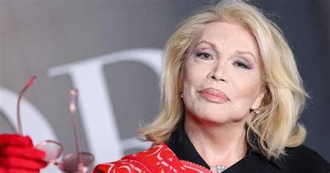 Amanda Lear Dévoile Enfin Son âge Et Cest Loin De Ce Quon Pensait