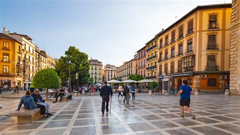 Plaza De Santa Ana Esp Locations De Vacances Abritel