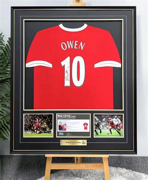 Liverpool Fc Michael Owen Autographed Jersey With Standard Design Fram