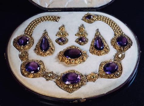 Antique Georgian Era Amethyst Chrysoberyl Gold Parure Circa 1830