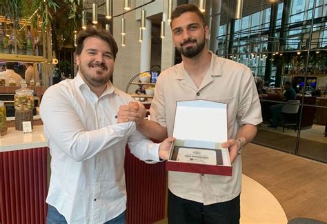 გიორგი მამარდაშვილი ვალენსიას სეზონის საუკეთესო ფეხბურთელად დაასახელეს