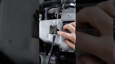 How To Remove Throttle Cable at Marsha Shain blog