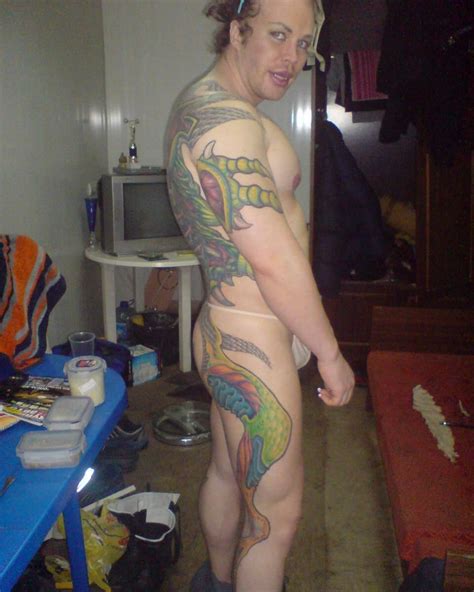 Есть ли член у шпака