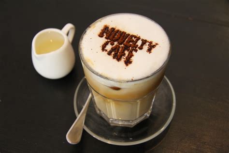 무료 이미지 차 여행 라떼 카푸치노 식품 신선한 아시아 음주 아침 식사 크로와상 에스프레소 디저트