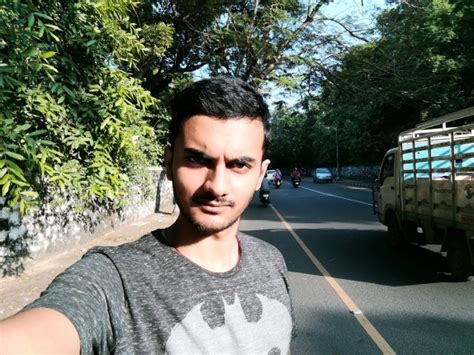 Honor X Vs Xiaomi Mi A Camera Comparison