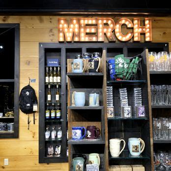 TREE HOUSE BREWING COMPANY Updated December 2024 1317 Photos 472 Reviews 129 Sturbridge