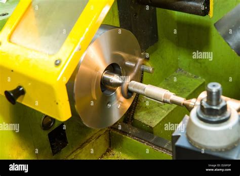 Metal Turning a Plate: Precision Crafting Techniques - Lathe God