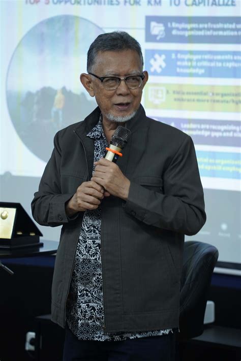 Menguatkan Kembali Potensi Berpikir Dan Belajar Manusia Melalui