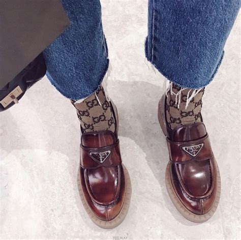 Prada 로퍼 프라다 초콜릿 브러시드 로퍼 원래 명품은 필웨이 Feelway