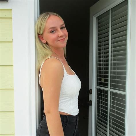 Kendyl Yeager • Threads Say More