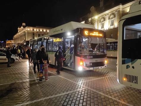 Нощният градски транспорт в София бе повторно орязан в комисия