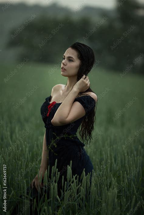 Beautiful Natural Women