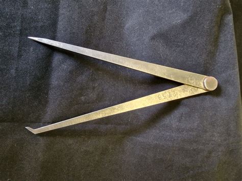 Compass Metal 1 Acacia Decors