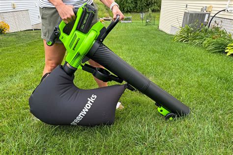 The 4 Best Leaf Mulchers According To Testing