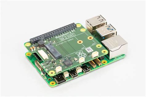 Raspberry Pi se GB paměti je tady Root cz
