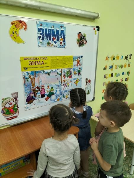 В младшей группе Земляничка прошло занятие по рисованию Деревья в снегу Ребята