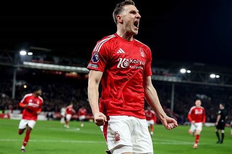 노팅엄 기적의 ‘epl 우승 이룰까1위 리버풀과 1 1 무→아스널 제치고 2위 도약