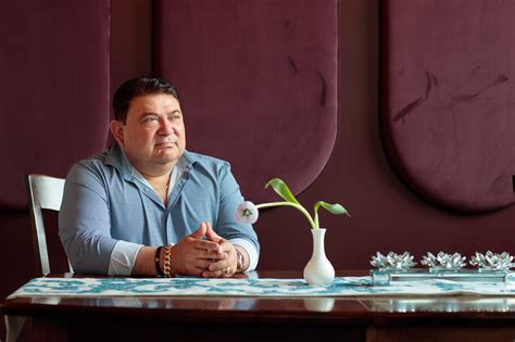 Daring To Dream A Quarter Century After Arriving In America Elmer Melendez Is Cooking Up A