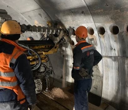 Опережающие экраны из труб для обеспечения проходки горизонтальных ...