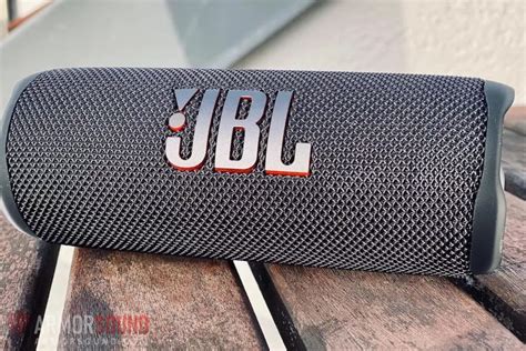 Jbl Flip Vs Jbl Flip In Depth Comparison Guide Armorsound