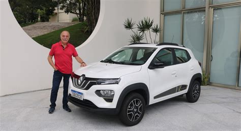 Kwid E Tech Um Mês Com O Elétrico Carros Com Camanzi