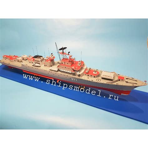 Модель сторожевого корабля проект 1135 Буревестник
