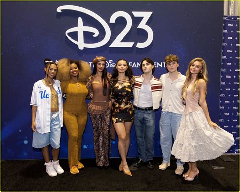 Descendants The Rise Of Red And Zombies 4 Tour Announced Stars Hit