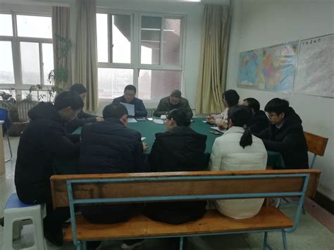 资源环境系党总支展学习张玉滚同志先进事迹主题党日活动 河南工业和信息化职业学院资源与安全学院