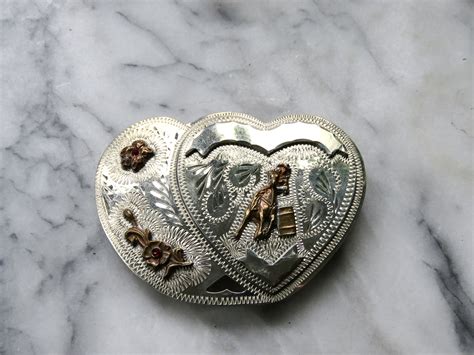 Rodeo Belt Buckle Cowgirl Double Hearts Barrel Racing Cowgirlyeehaw
