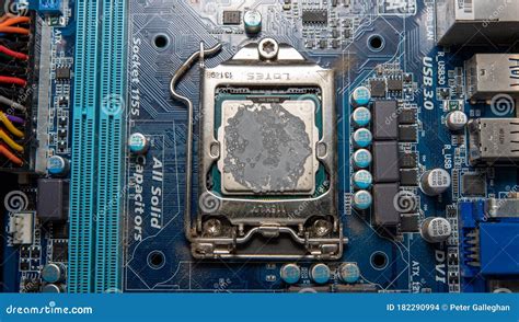 Over View Of Bad Cpu Thermal Paste Not Covering The Cpu Properly Stock Photo Image Of Board