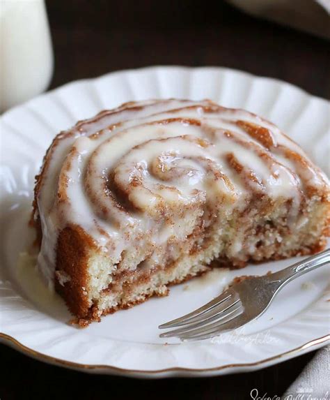 Gooey Cinnamon Roll Cake Recipe Recipe Vibe