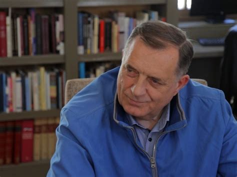 Додик открио како изгледа један радни дан у животу предсједника Српске ВИДЕО