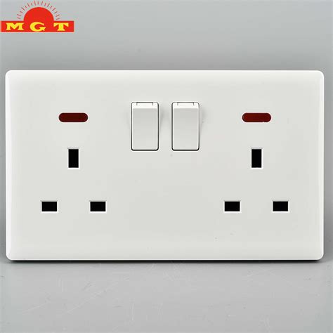2 Gang 3 Pin 13a Electrical Wall Switched Socket Power Socket China Socket And Wall Socket
