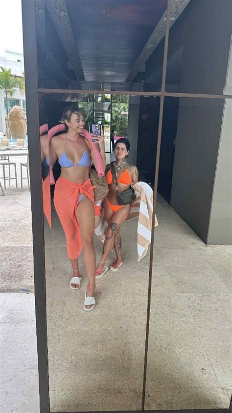 Natasha Burns🔥 Plot Twist We Actually Do Know How Tall We Are 😂 You Dont Have To Inform Us