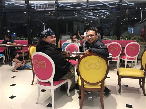 A Taste Of Hello Kitty Sari Sari Stories