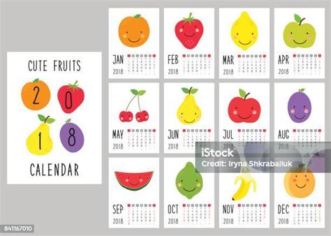 과일 캐릭터와 복고풍 미소와 귀여운 2018 캘린더 페이지 손 서 면된 얇은 글꼴 2018년에 대한 스톡 벡터 아트 및 기타 이미지 2018년 과일 귀여운 Istock