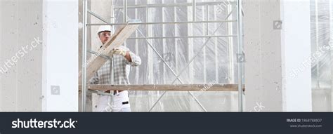 12 Thousand Scaffolding Erection Royalty Free Images Stock Photos Pictures Shutterstock
