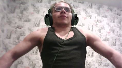 что это за хуй здоровый пиздец Youtube