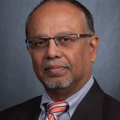 Dr Wickii Vigneswaran Md Surgeon Lung Cancermesothelioma