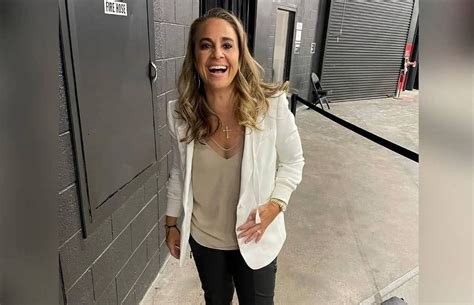 Becky Hammons Net Worth In 2024 Salary Contract Endorsements