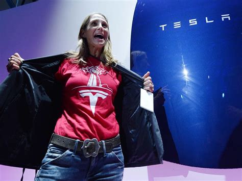 Teslas Sexy Model 3 Rolls On March 31