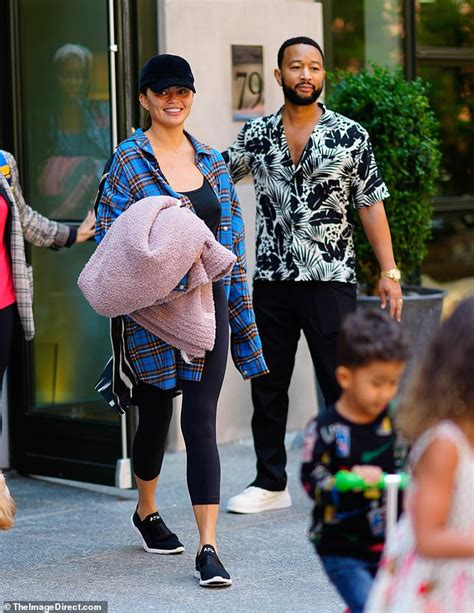 Chrissy Teigen Without Makeup
