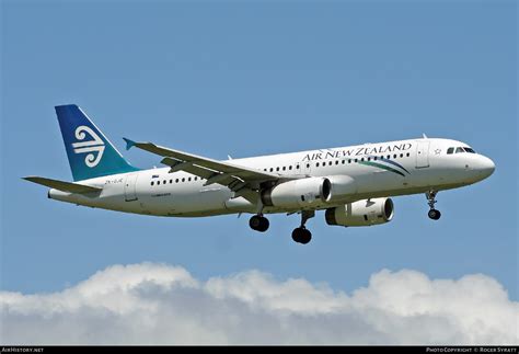 Aircraft Photo Of Zk Oje Airbus A320 232 Air New Zealand